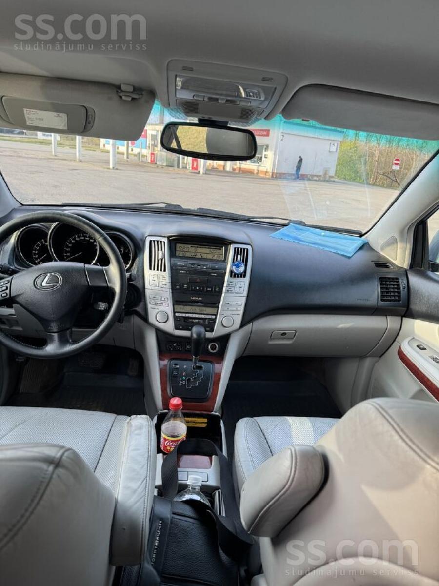 Lexus RX 2006 Rēzekne, ar dzinēja tilpumu 3.00 L un nobraukumu 422 tūkst. km par 3300 €, foto 8 vietnē AUTOMOTO.COM.LV