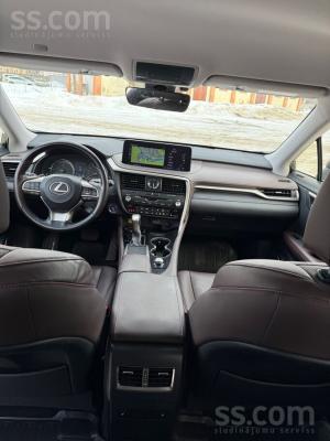 Lexus RX 2021 in Daugavpils, with an engine capacity of 3.50 L and mileage of 54 thousand km for 43900 €, photo 10 on AUTOMOTO.COM.LV