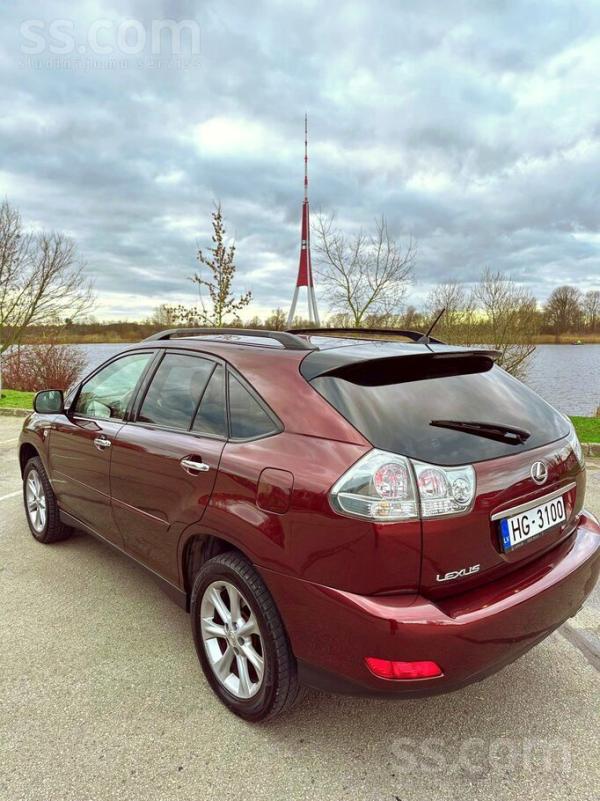 Red Lexus RX 2008 in Riga, with an engine capacity of 3.50 L and mileage of 118 thousand km for 8300 €, photo 2 on AUTOMOTO.COM.LV