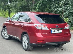 Red Lexus RX 2009 in Jurmala, with an engine capacity of 3.50 L and mileage of 318 thousand km for 8200 €, photo 4 on AUTOMOTO.COM.LV