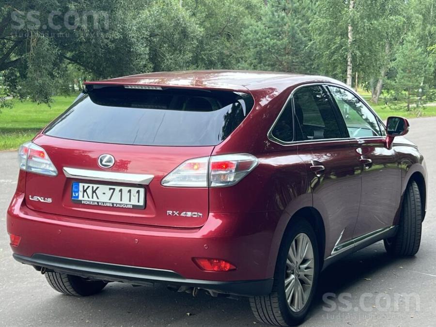 Red Lexus RX 2009 in Jurmala, with an engine capacity of 3.50 L and mileage of 318 thousand km for 8200 €, photo 6 on AUTOMOTO.COM.LV