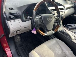 Red Lexus RX 2009 in Jurmala, with an engine capacity of 3.50 L and mileage of 318 thousand km for 8200 €, photo 10 on AUTOMOTO.COM.LV