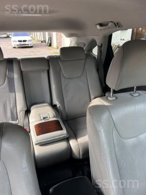 Red Lexus RX 2009 in Jurmala, with an engine capacity of 3.50 L and mileage of 318 thousand km for 8200 €, photo 15 on AUTOMOTO.COM.LV