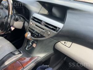 Red Lexus RX 2009 in Jurmala, with an engine capacity of 3.50 L and mileage of 318 thousand km for 8200 €, photo 16 on AUTOMOTO.COM.LV