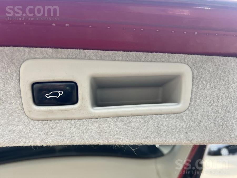 Red Lexus RX 2009 in Jurmala, with an engine capacity of 3.50 L and mileage of 318 thousand km for 8200 €, photo 17 on AUTOMOTO.COM.LV