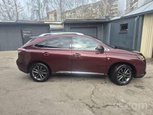 Red Lexus RX 2014 in Riga, with an engine capacity of 3.50 L and mileage of 260 thousand km for 22000 €, photo 4 on AUTOMOTO.COM.LV