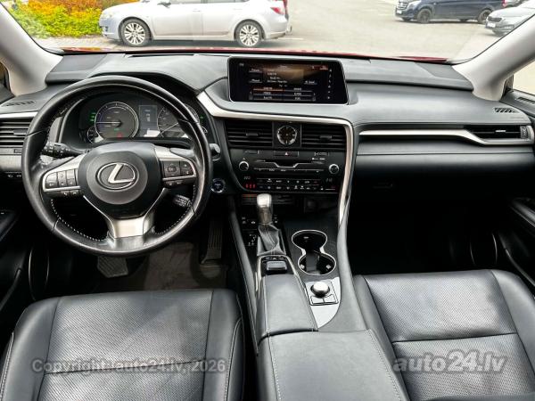 Red Lexus RX 2016 in Tallinn, with an engine capacity of 3.50 L and mileage of 243 thousand km for 29900 €, photo 9 on AUTOMOTO.COM.LV
