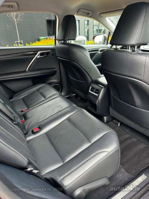 Red Lexus RX 2016 in Tallinn, with an engine capacity of 3.50 L and mileage of 243 thousand km for 29900 €, photo 16 on AUTOMOTO.COM.LV