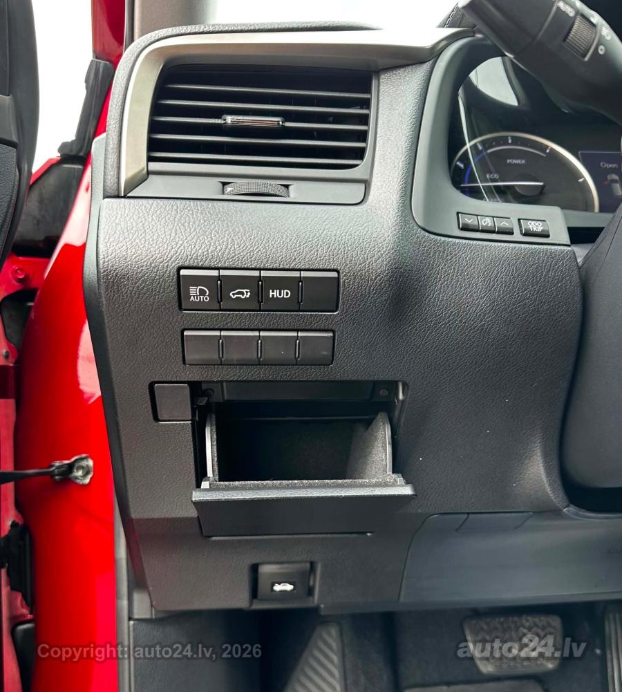 Red Lexus RX 2016 in Tallinn, with an engine capacity of 3.50 L and mileage of 243 thousand km for 29900 €, photo 17 on AUTOMOTO.COM.LV