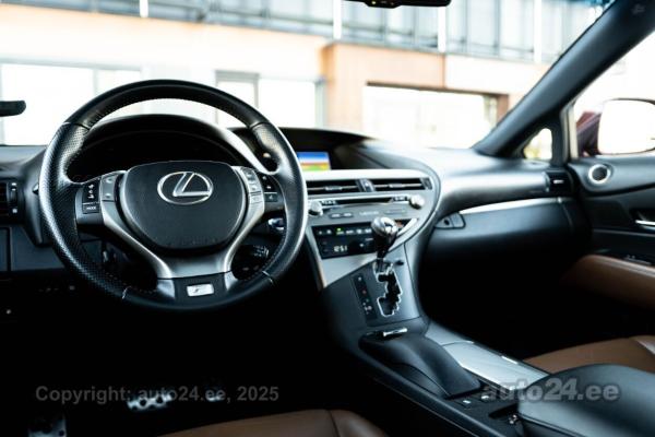 Lexus RX 2014 Tallina, ar dzinēja tilpumu 3.50 L un nobraukumu 220 tūkst. km par 18500 €, foto 11 vietnē AUTOMOTO.COM.LV