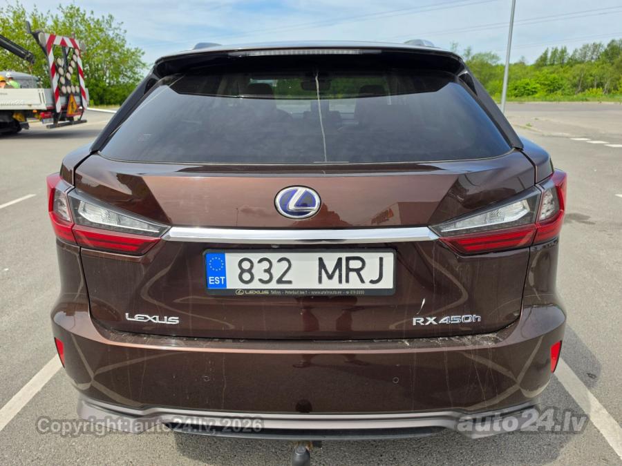 Lexus RX 2017 in Tallinn, with an engine capacity of 3.50 L and mileage of 255 thousand km for 28000 €, photo 6 on AUTOMOTO.COM.LV