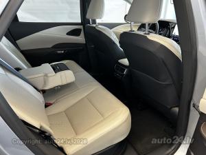 Lexus RX 2024 Tallina, ar dzinēja tilpumu 2.50 L un nobraukumu 27 tūkst. km par 68900 €, foto 10 vietnē AUTOMOTO.COM.LV