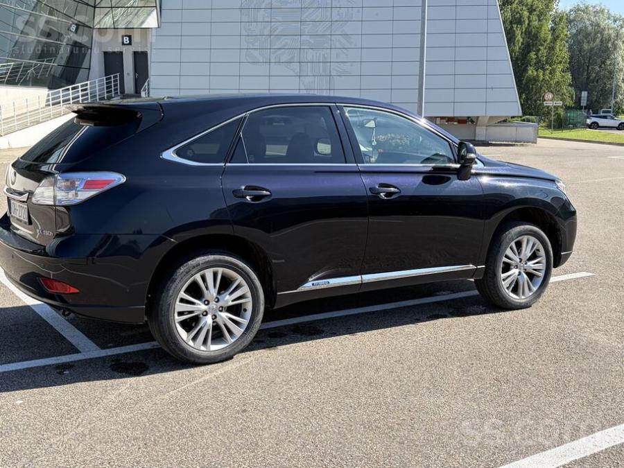 Violets Lexus RX 2010 Rīga, ar dzinēja tilpumu 3.50 L un nobraukumu 198 tūkst. km par 11200 €, foto 1 vietnē AUTOMOTO.COM.LV
