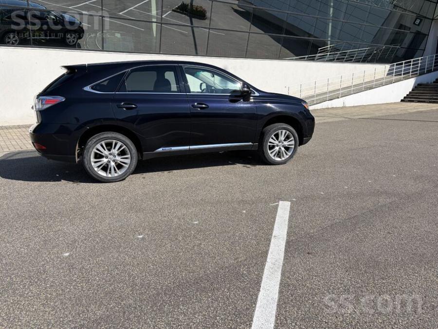Violets Lexus RX 2010 Rīga, ar dzinēja tilpumu 3.50 L un nobraukumu 198 tūkst. km par 11200 €, foto 3 vietnē AUTOMOTO.COM.LV