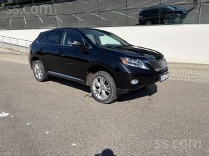 Violets Lexus RX 2010 Rīga, ar dzinēja tilpumu 3.50 L un nobraukumu 198 tūkst. km par 11200 €, foto 4 vietnē AUTOMOTO.COM.LV