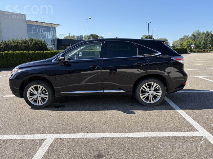 Violets Lexus RX 2010 Rīga, ar dzinēja tilpumu 3.50 L un nobraukumu 198 tūkst. km par 11200 €, foto 7 vietnē AUTOMOTO.COM.LV