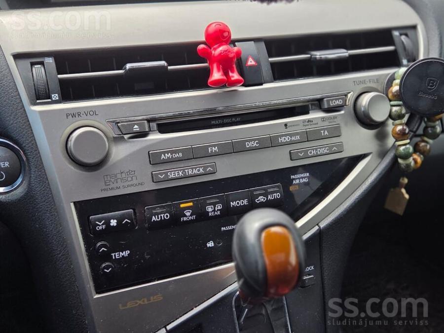 Balts Lexus RX 2009 Rīga, ar dzinēja tilpumu 3.50 L un nobraukumu 270 tūkst. km par 9000 €, foto 11 vietnē AUTOMOTO.COM.LV