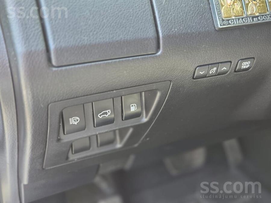 Balts Lexus RX 2009 Rīga, ar dzinēja tilpumu 3.50 L un nobraukumu 270 tūkst. km par 9000 €, foto 17 vietnē AUTOMOTO.COM.LV