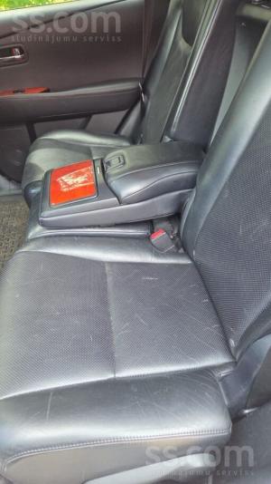 Balts Lexus RX 2009 Rīga, ar dzinēja tilpumu 3.50 L un nobraukumu 270 tūkst. km par 9000 €, foto 28 vietnē AUTOMOTO.COM.LV