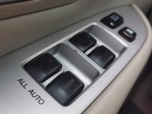 White Lexus RX 2009 in Riga, with an engine capacity of 3.30 L and mileage of 274 thousand km for 5690 €, photo 15 on AUTOMOTO.COM.LV