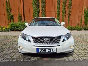 White Lexus RX 2009 in Tallinn, with an engine capacity of 3.50 L and mileage of 135 thousand km for 13900 €, photo 4 on AUTOMOTO.COM.LV