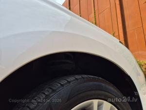 White Lexus RX 2009 in Tallinn, with an engine capacity of 3.50 L and mileage of 135 thousand km for 13900 €, photo 10 on AUTOMOTO.COM.LV