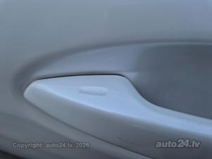 White Lexus RX 2009 in Tallinn, with an engine capacity of 3.50 L and mileage of 135 thousand km for 13900 €, photo 19 on AUTOMOTO.COM.LV