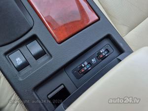 White Lexus RX 2009 in Tallinn, with an engine capacity of 3.50 L and mileage of 135 thousand km for 13900 €, photo 20 on AUTOMOTO.COM.LV