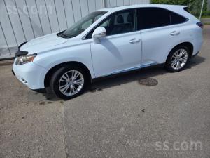 Balts Lexus RX 2009 Rīga, ar dzinēja tilpumu 3.50 L un nobraukumu 272 tūkst. km par 9200 €, foto 4 vietnē AUTOMOTO.COM.LV