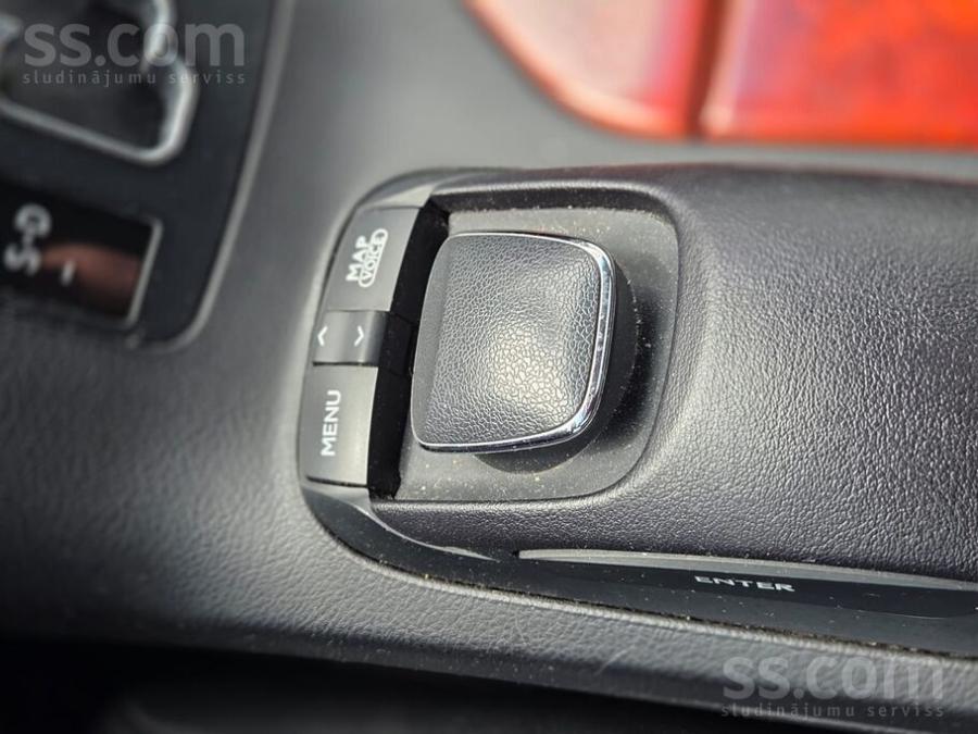 Balts Lexus RX 2009 Rīga, ar dzinēja tilpumu 3.50 L un nobraukumu 272 tūkst. km par 9200 €, foto 31 vietnē AUTOMOTO.COM.LV