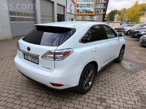 Белый Лексус РХ 2009 в Рига, объемом двигателя 3.50 л и пробегом 320 тыс. км за 11000 €, фото 6 на AUTOMOTO.COM.LV