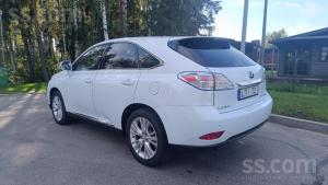 Balts Lexus RX 2010 Rīga, ar dzinēja tilpumu 3.50 L un nobraukumu 246 tūkst. km par 11200 €, foto 5 vietnē AUTOMOTO.COM.LV