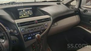 Balts Lexus RX 2010 Rīga, ar dzinēja tilpumu 3.50 L un nobraukumu 246 tūkst. km par 11200 €, foto 11 vietnē AUTOMOTO.COM.LV