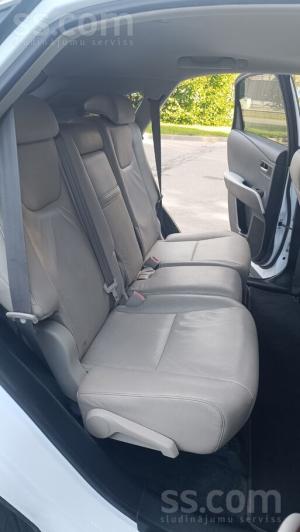 Balts Lexus RX 2010 Rīga, ar dzinēja tilpumu 3.50 L un nobraukumu 246 tūkst. km par 11200 €, foto 17 vietnē AUTOMOTO.COM.LV