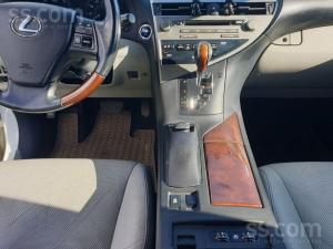 Balts Lexus RX 2011 Daugavpils, ar dzinēja tilpumu 3.50 L un nobraukumu 207 tūkst. km par 12000 €, foto 10 vietnē AUTOMOTO.COM.LV