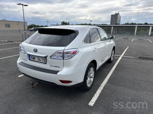 Balts Lexus RX 2011 Rīga, ar dzinēja tilpumu 3.50 L un nobraukumu 248 tūkst. km par 14900 €, foto 3 vietnē AUTOMOTO.COM.LV