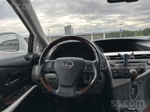Balts Lexus RX 2011 Rīga, ar dzinēja tilpumu 3.50 L un nobraukumu 248 tūkst. km par 14900 €, foto 4 vietnē AUTOMOTO.COM.LV