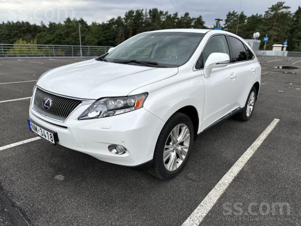 Balts Lexus RX 2011 Rīga, ar dzinēja tilpumu 3.50 L un nobraukumu 248 tūkst. km par 14900 €, foto 1 vietnē AUTOMOTO.COM.LV