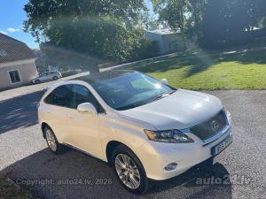 White Lexus RX 2011 in Tallinn, with an engine capacity of 3.50 L and mileage of 248 thousand km for 10900 €, photo 3 on AUTOMOTO.COM.LV