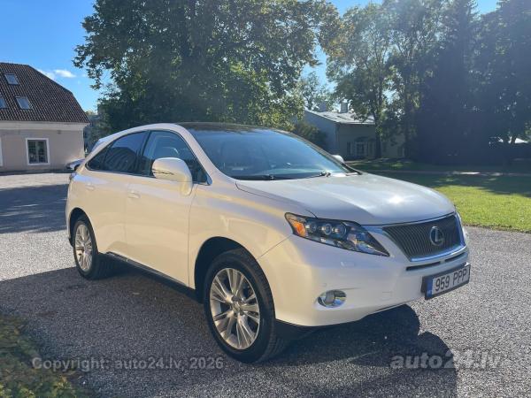 White Lexus RX 2011 in Tallinn, with an engine capacity of 3.50 L and mileage of 248 thousand km for 10900 €, photo 5 on AUTOMOTO.COM.LV