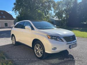 White Lexus RX 2011 in Tallinn, with an engine capacity of 3.50 L and mileage of 248 thousand km for 10900 €, photo 5 on AUTOMOTO.COM.LV