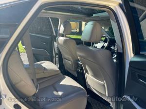 White Lexus RX 2011 in Tallinn, with an engine capacity of 3.50 L and mileage of 248 thousand km for 10900 €, photo 9 on AUTOMOTO.COM.LV
