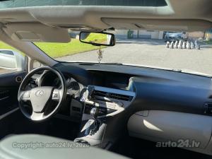 White Lexus RX 2011 in Tallinn, with an engine capacity of 3.50 L and mileage of 248 thousand km for 10900 €, photo 11 on AUTOMOTO.COM.LV