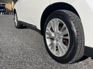 White Lexus RX 2011 in Tallinn, with an engine capacity of 3.50 L and mileage of 248 thousand km for 10900 €, photo 20 on AUTOMOTO.COM.LV