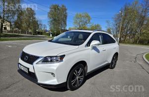 Balts Lexus RX 2012 Rīga, ar dzinēja tilpumu 3.50 L un nobraukumu 119 tūkst. km par 15800 €, foto 3 vietnē AUTOMOTO.COM.LV