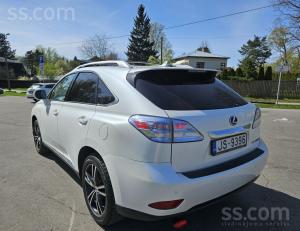 Balts Lexus RX 2012 Rīga, ar dzinēja tilpumu 3.50 L un nobraukumu 119 tūkst. km par 15800 €, foto 4 vietnē AUTOMOTO.COM.LV