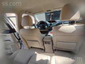 Balts Lexus RX 2012 Rīga, ar dzinēja tilpumu 3.50 L un nobraukumu 288 tūkst. km par 14500 €, foto 6 vietnē AUTOMOTO.COM.LV