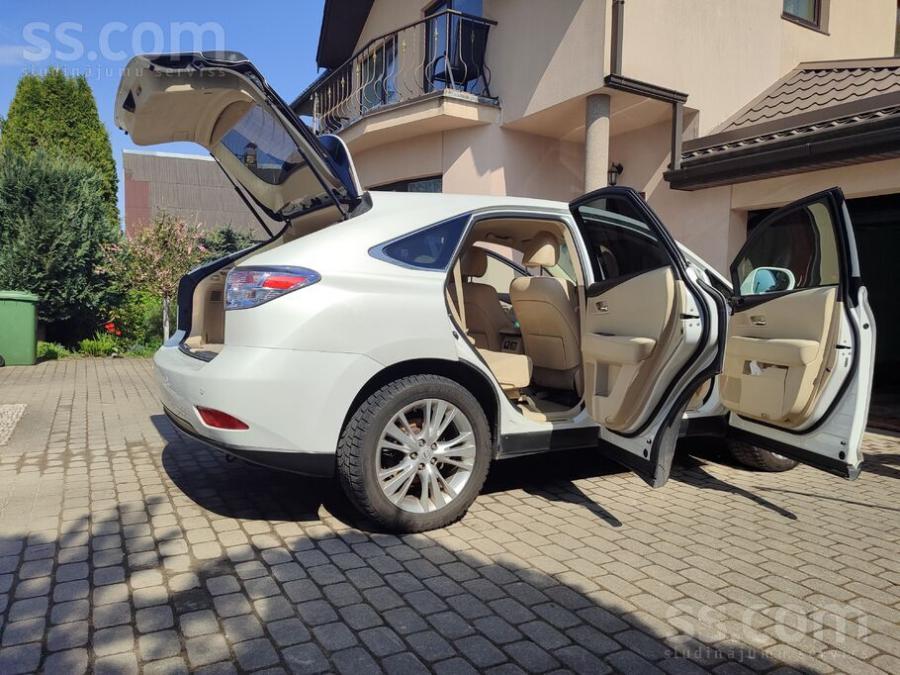 Balts Lexus RX 2012 Rīga, ar dzinēja tilpumu 3.50 L un nobraukumu 288 tūkst. km par 14500 €, foto 8 vietnē AUTOMOTO.COM.LV