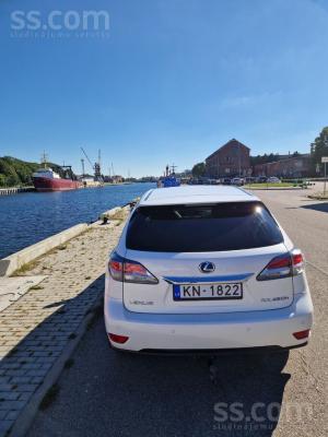 Balts Lexus RX 2012 Liepāja, ar dzinēja tilpumu 3.50 L un nobraukumu 285 tūkst. km par 14100 €, foto 7 vietnē AUTOMOTO.COM.LV