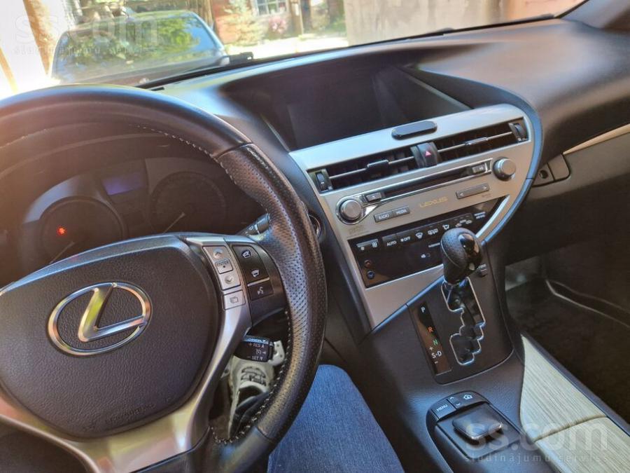 Balts Lexus RX 2012 Liepāja, ar dzinēja tilpumu 3.50 L un nobraukumu 285 tūkst. km par 14100 €, foto 12 vietnē AUTOMOTO.COM.LV